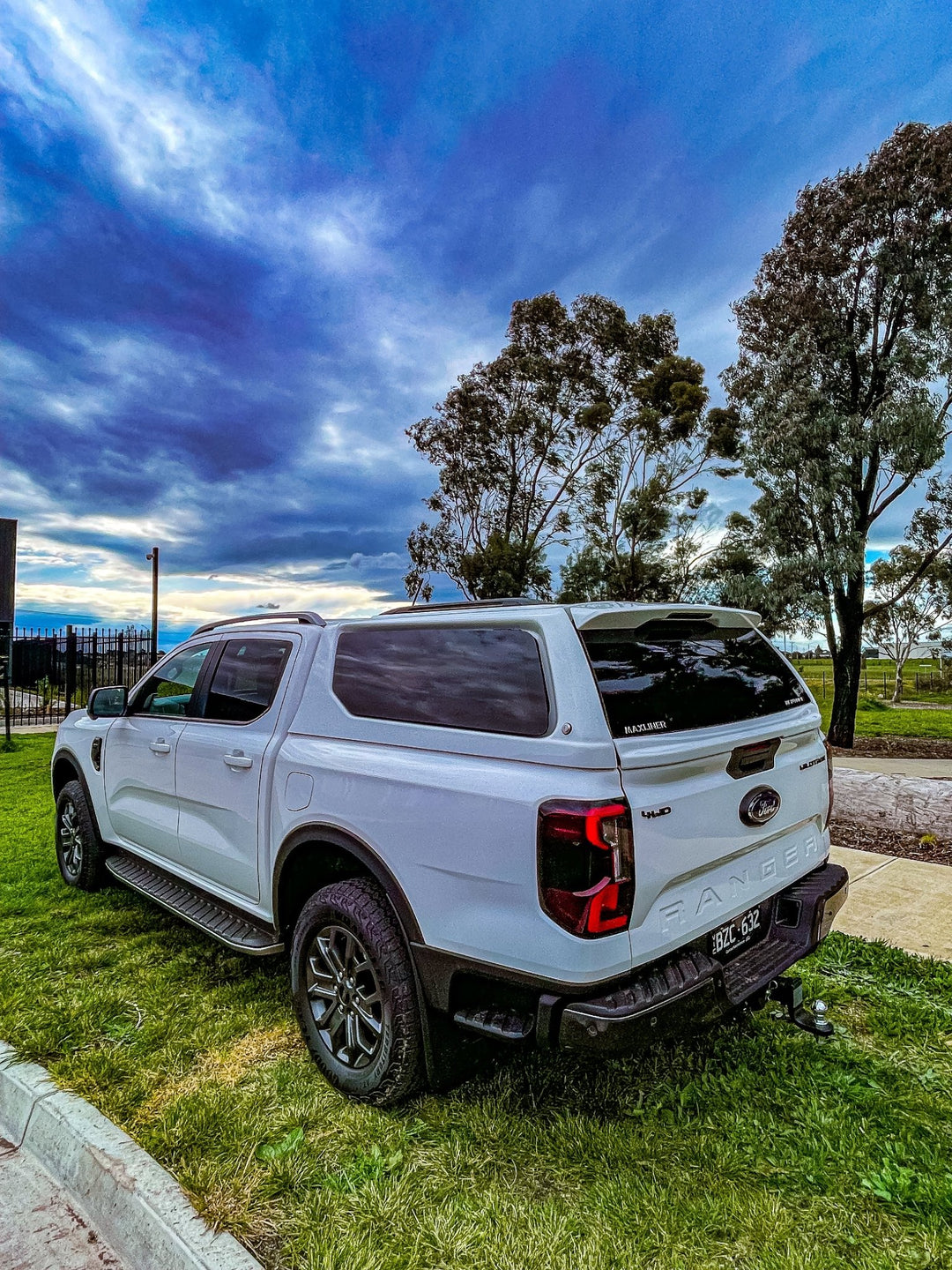 Next Gen Ford Ranger Canopy (2-Tone Venture Canopy) – NXG